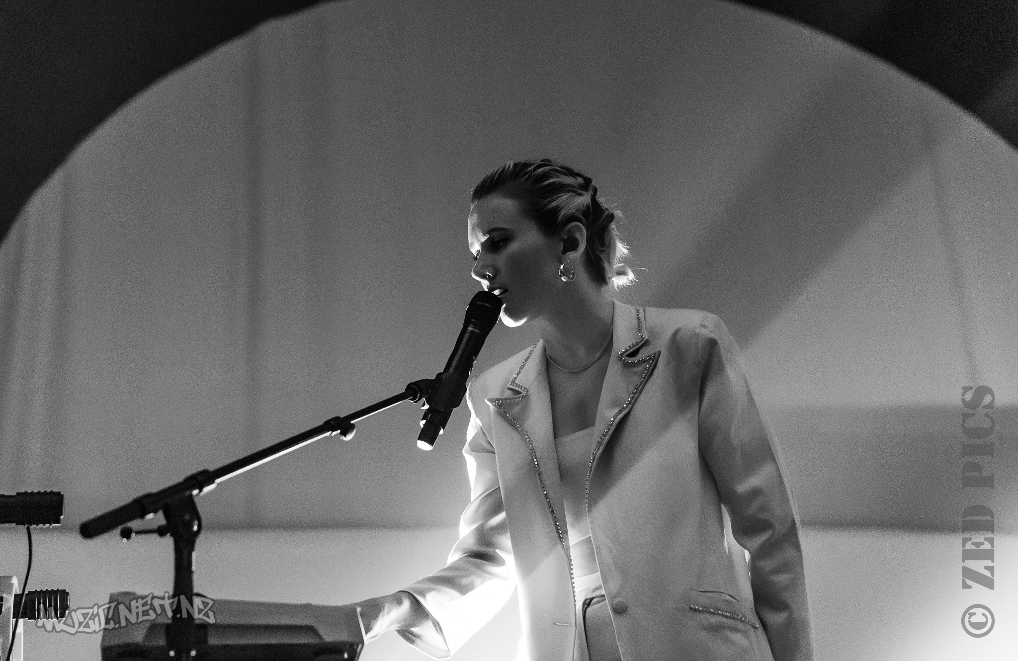 Concert Review: Broods, Auckland New Zealand, 2019