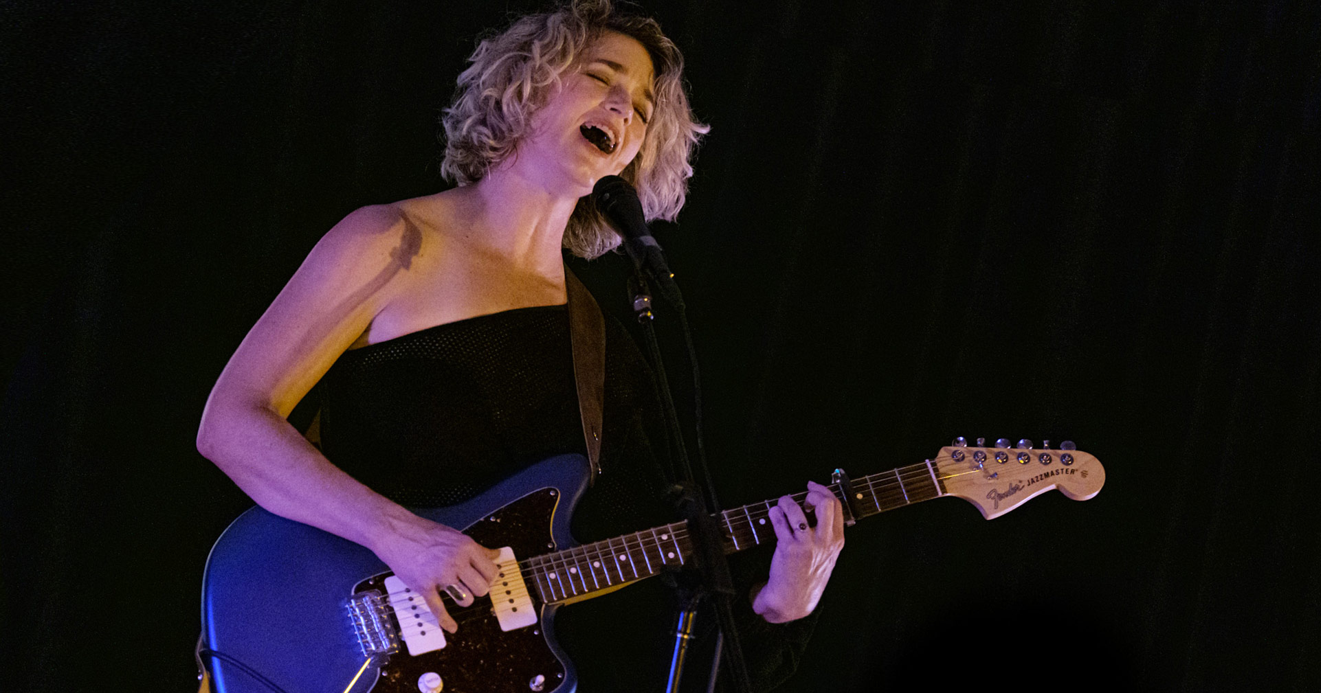 Concert Review: Julia Deans, Maraekakaho New Zealand, 2022