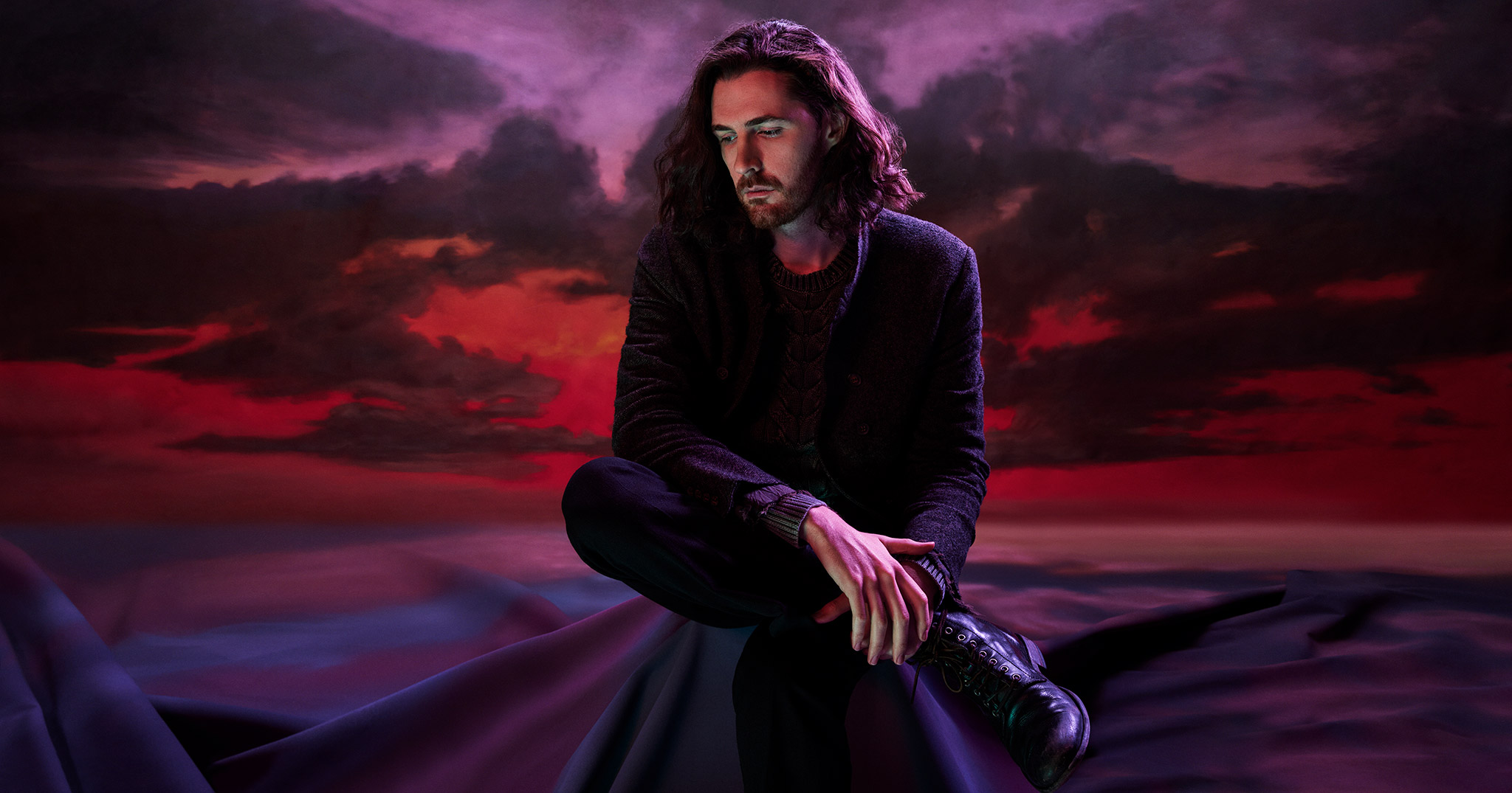 Hozier to perform two special NZ concerts - Ambient Light